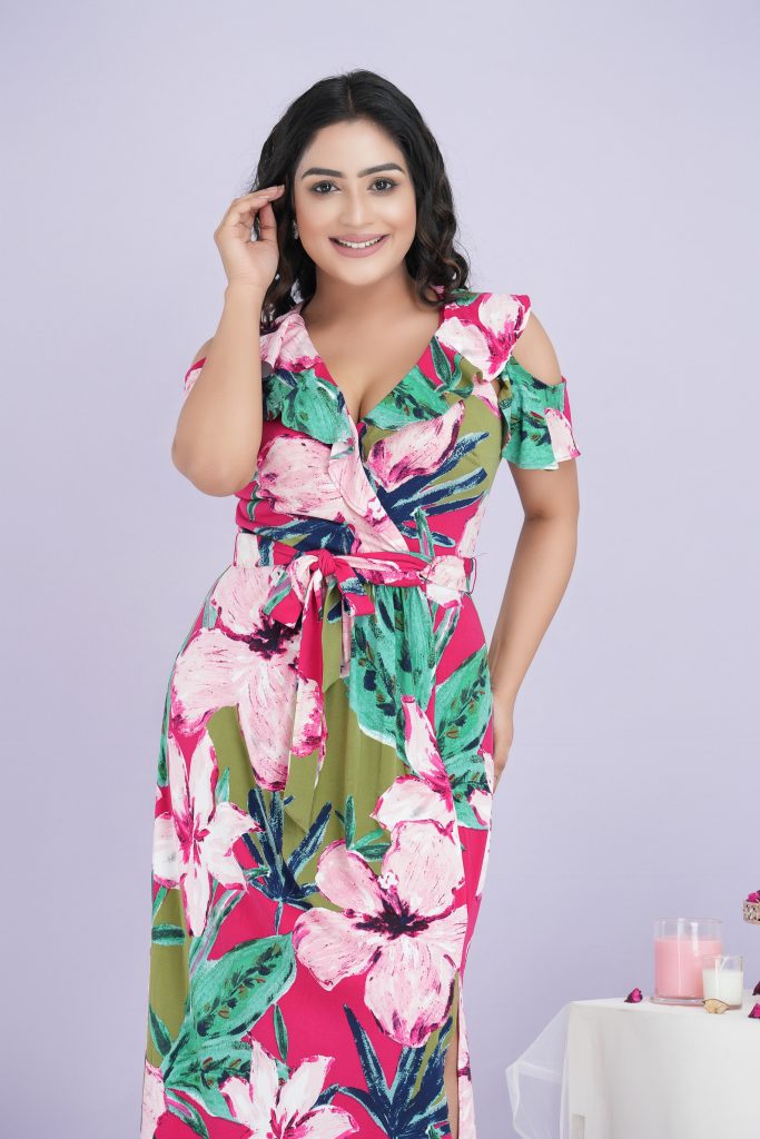 Abstract Round Necked Batik Short Dress - La Vivente