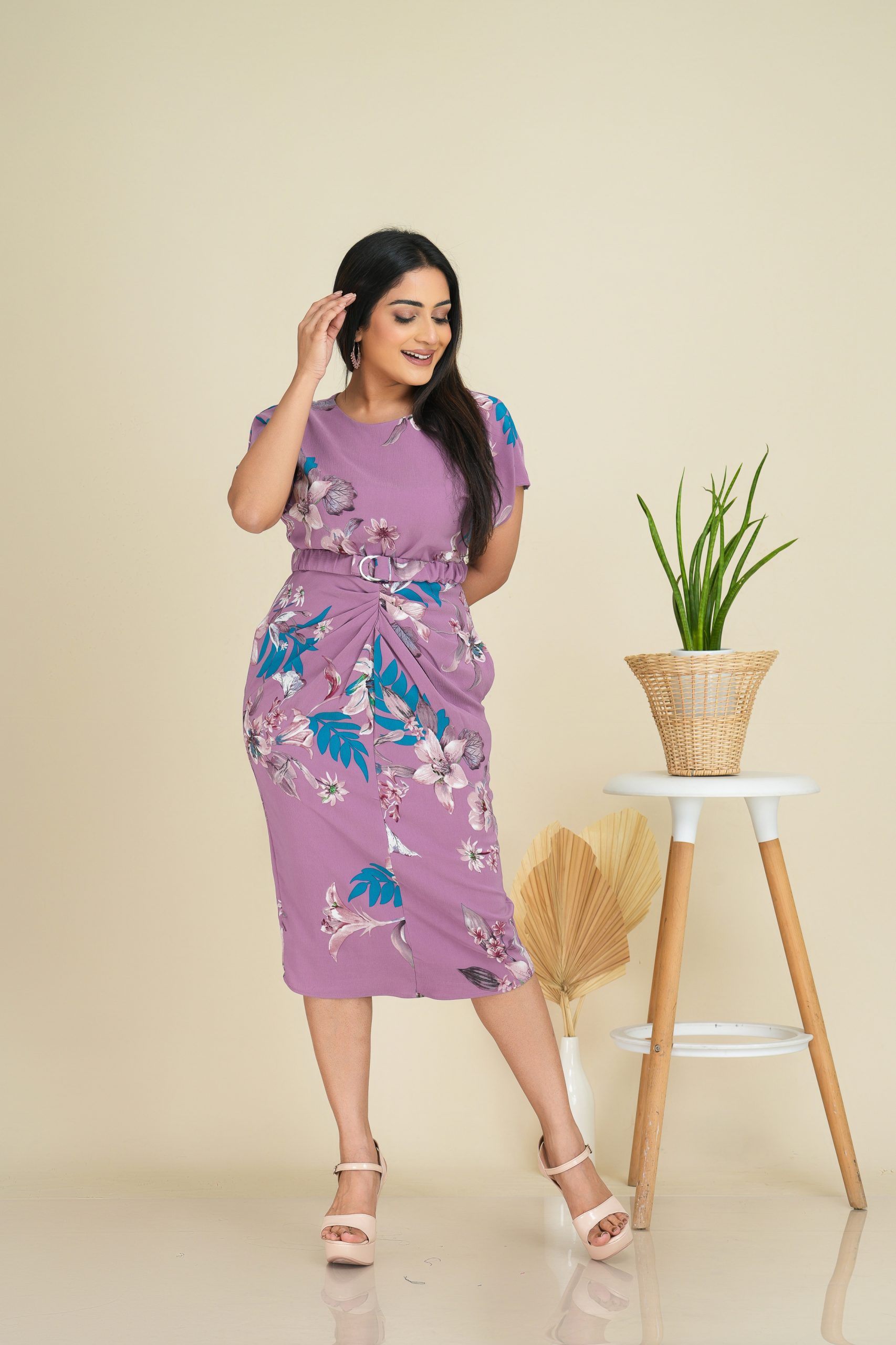 Floral Patterned Front Pleat Detailed Belted Short Dress - La Vivente