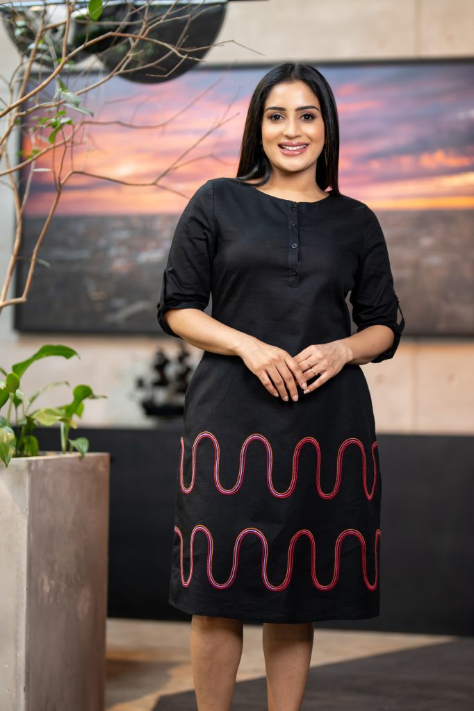 Embroidered Placket Detailed Short Dress - La Vivente